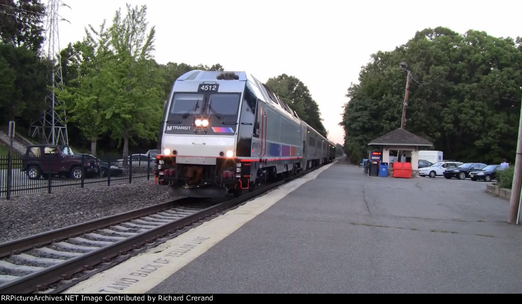 ALP-45DP 4512 on Train 1081